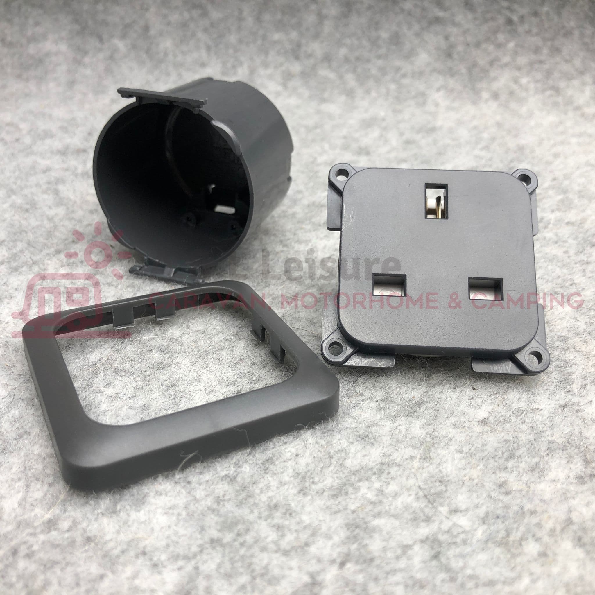 CBE C-Line 13a - 240v 1-Way Socket Faceplate & back box - CSM Range